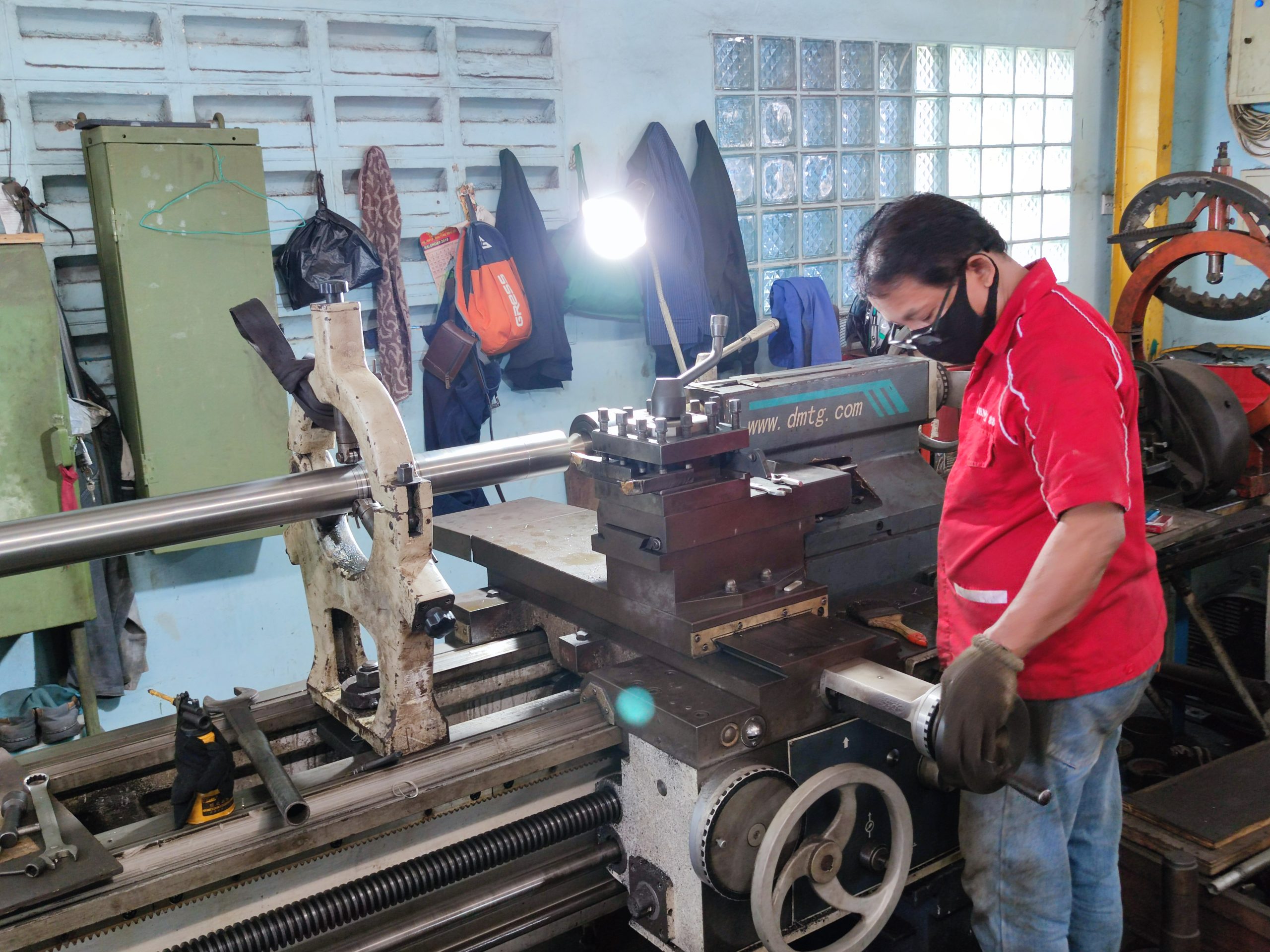 Lathe, Scrap, Milling - Professional Industrial Engineering