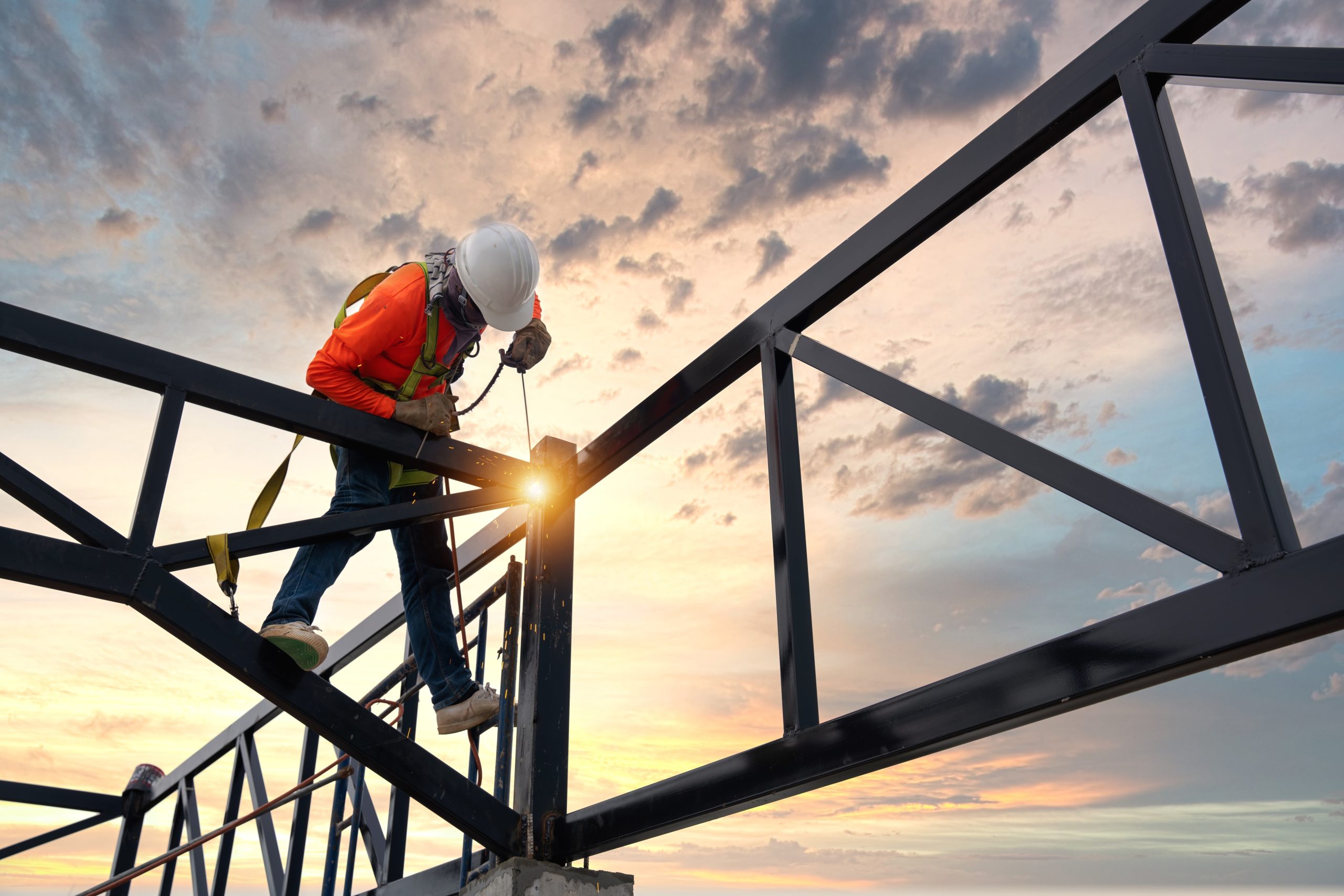 Professional Welder - Professional Industrial Engineering